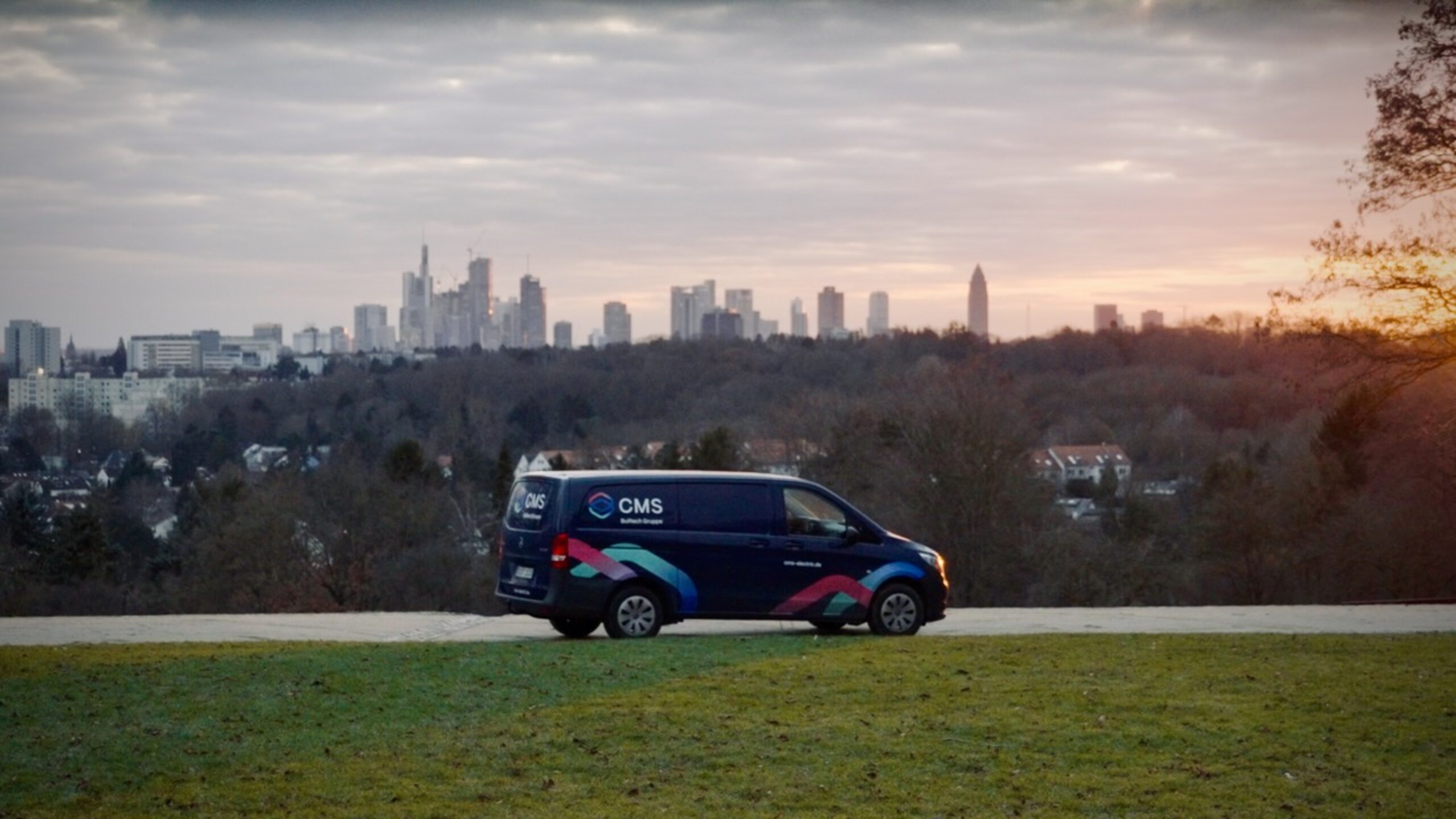 CMS electric: Meister für Elektrotechnik Rhein-Main-Gebiet